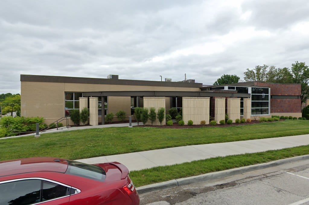 Lees Summit Driver License & Vehicle Registration Office in Lee's ...