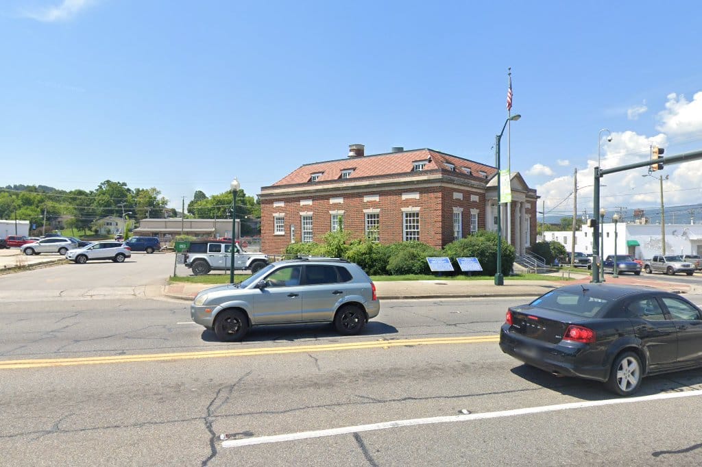 Trenton Passport Office in Trenton, GA - The County Office