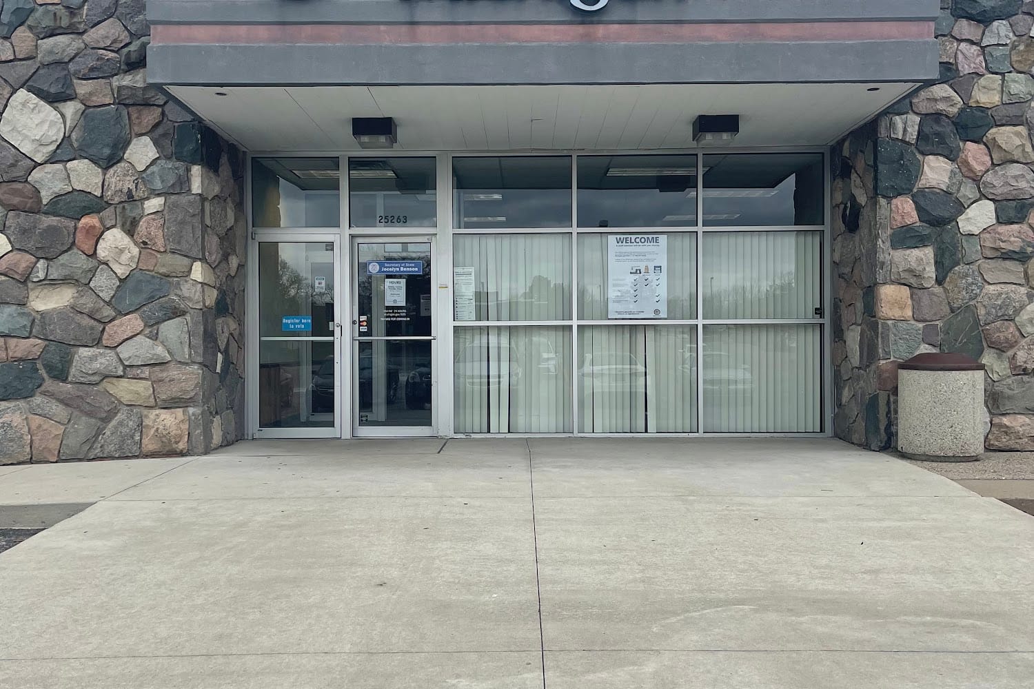 Oak Park Secretary of State Branch Office in Oak Park, MI - The County ...