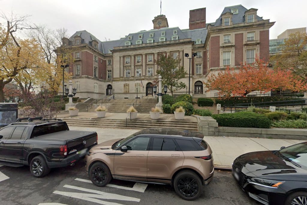 IRS Office in New York, NY - The County Office