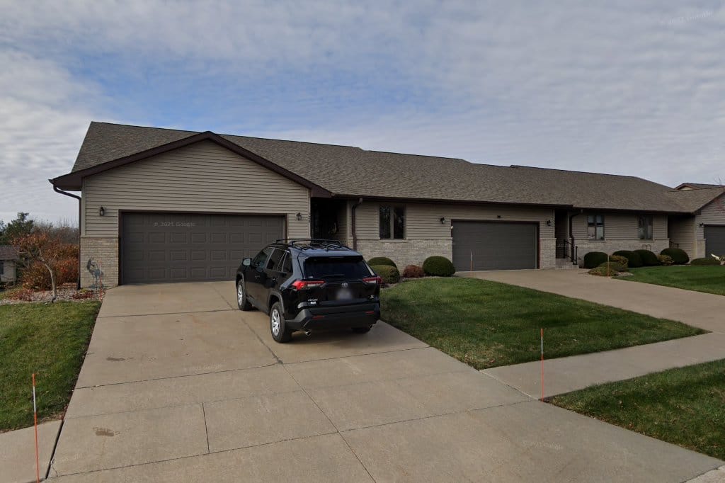 Jackson County Humane Society in Maquoketa, IA - The County Office