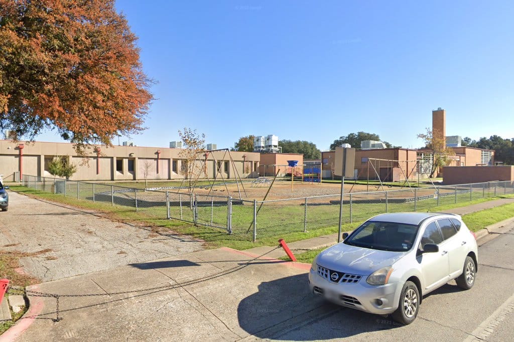 Public School in Dallas, TX - The County Office