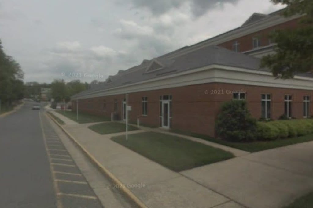 Fredericksburg DMV Self-Service Center in Fredericksburg, VA - The ...