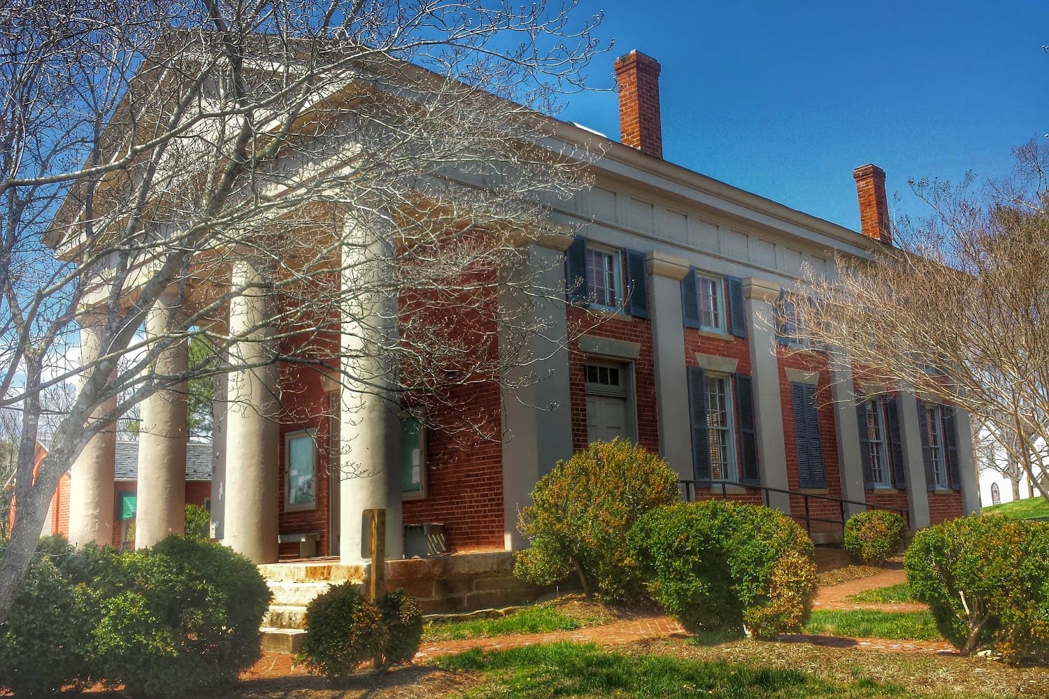 Fluvanna SPCA in Troy, VA - The County Office