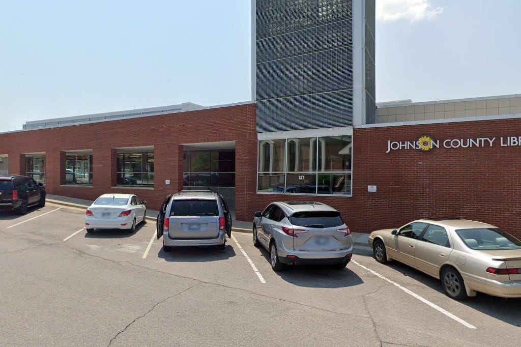 Johnson County Library, Lackman in Lenexa, KS - The County Office